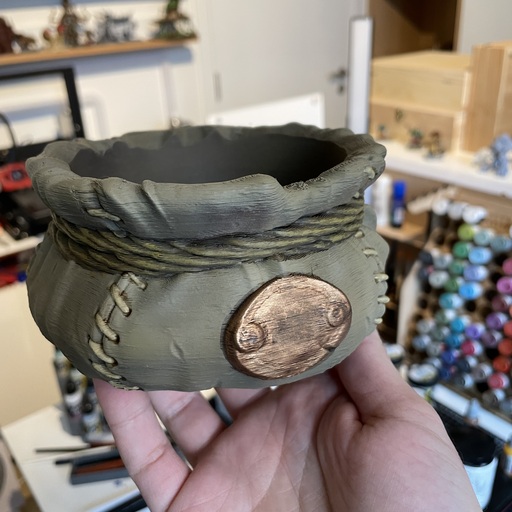 Leather pouch by thecraftingden | Paint Pad