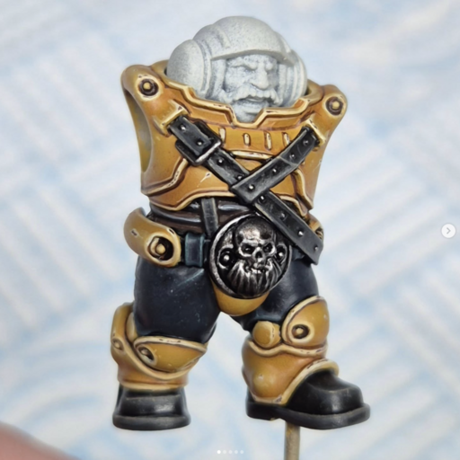 Ironhead yellow armour by RecipesRecap | Paint Pad